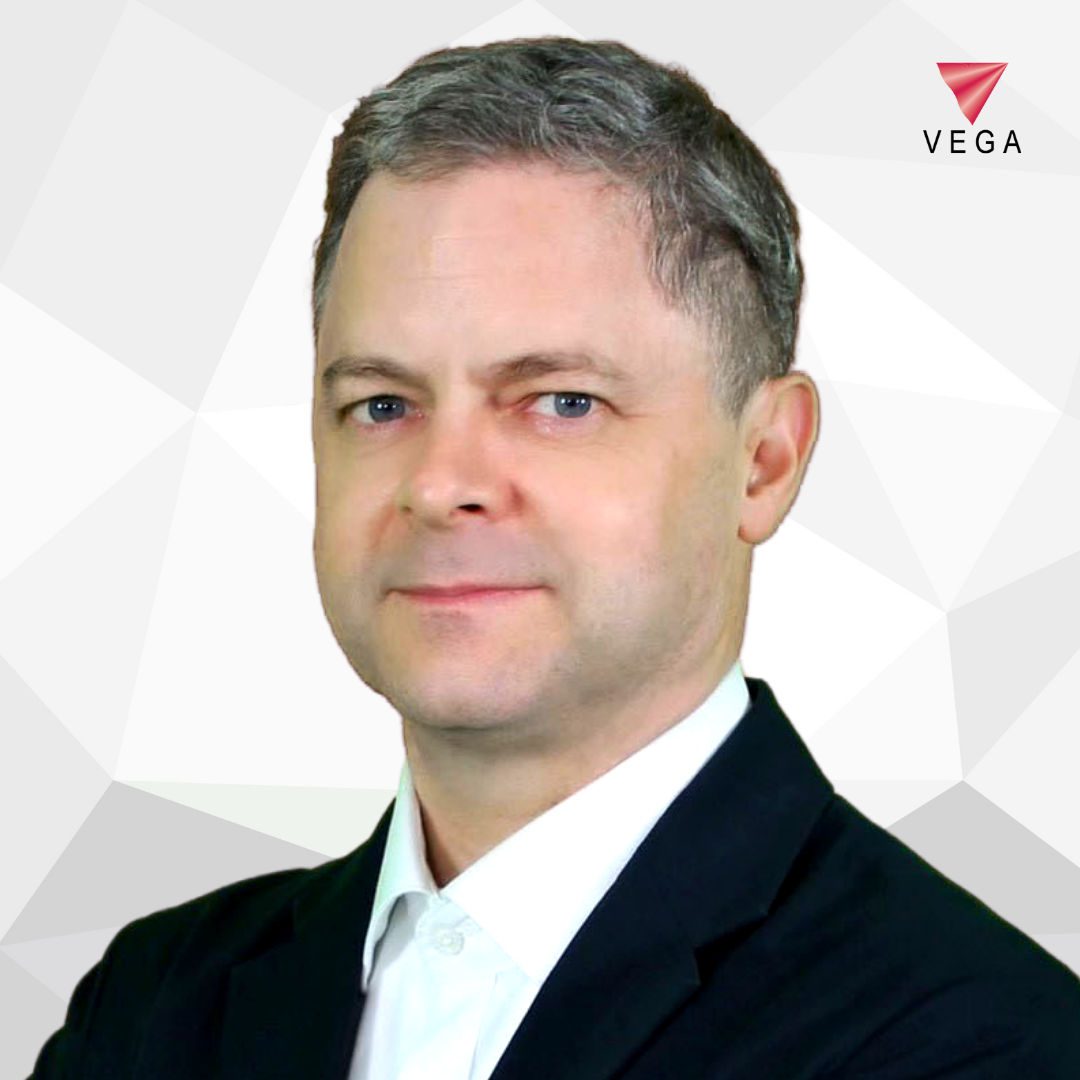 Richard Johns - Vega Japan